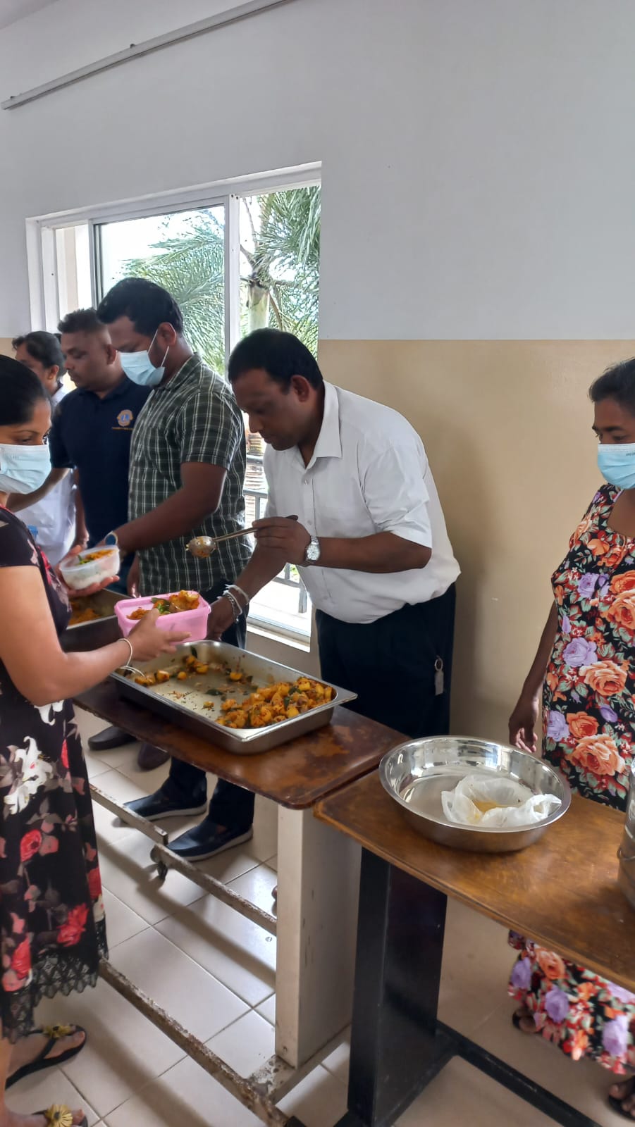 Provide Lunch for the Children of Maharagama Apeksha Hospital